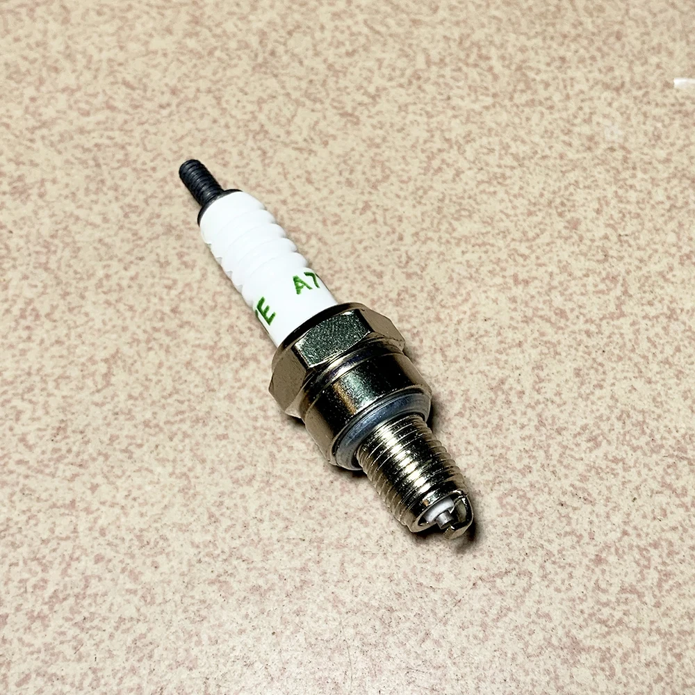 Spark plug a7tc for 4 stroke 139QMB engines, 139FMB, ATV (50 4T 150 СС ...