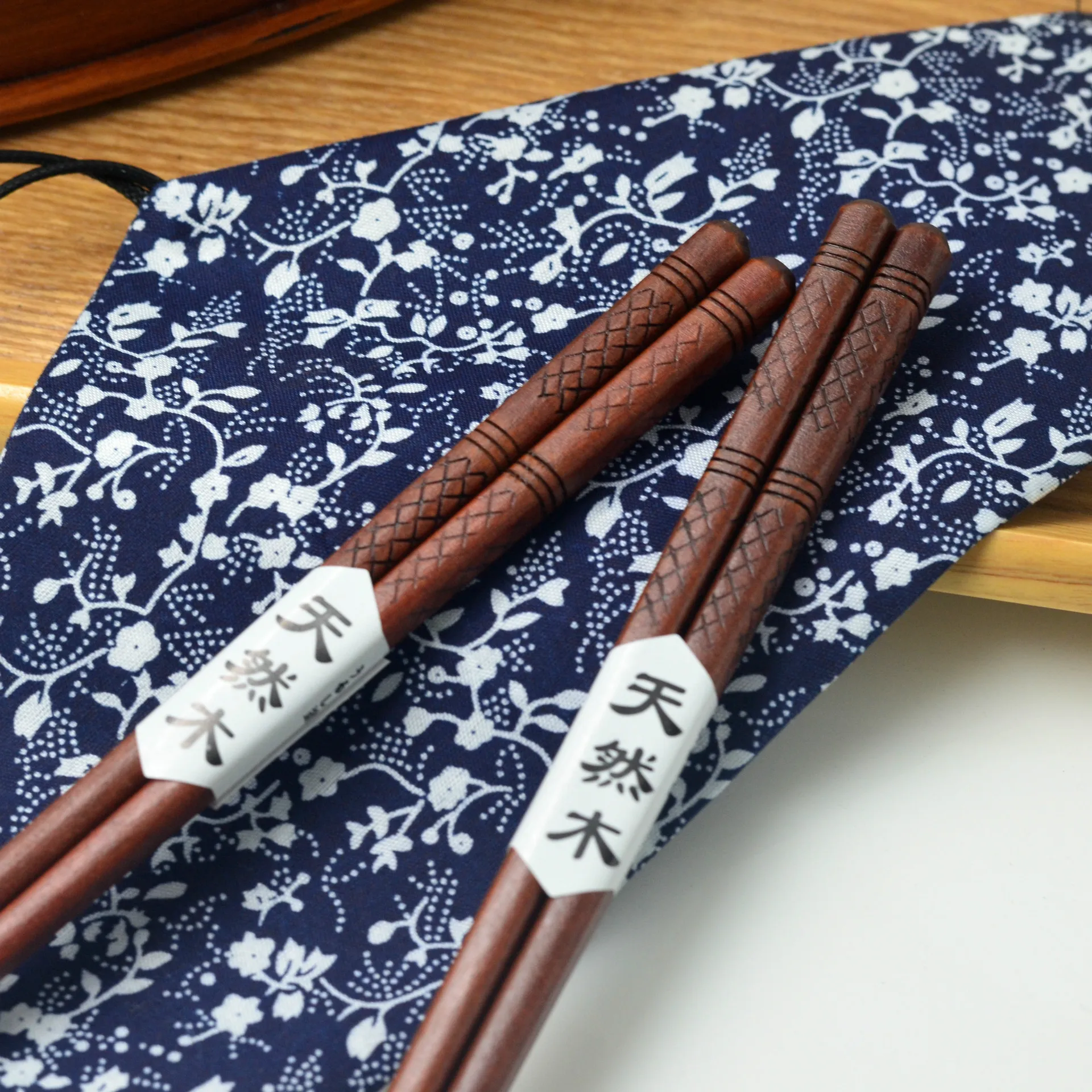 Japanese-Creative-Handmade-Wooden-Chopsticks-Flat-Head-Chopsticks ...