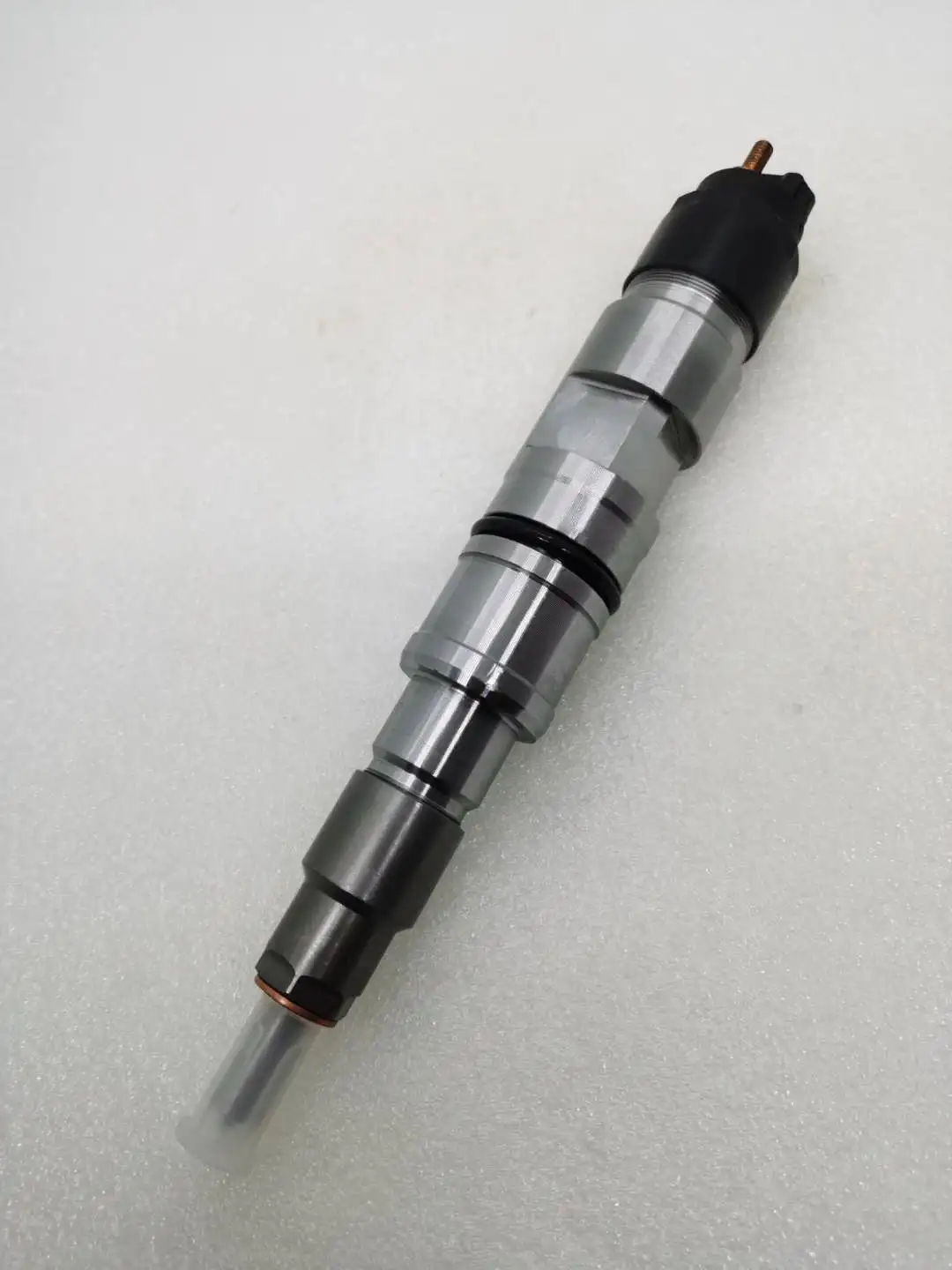 High performance diesel engine common rail fuel injector nozzle ...