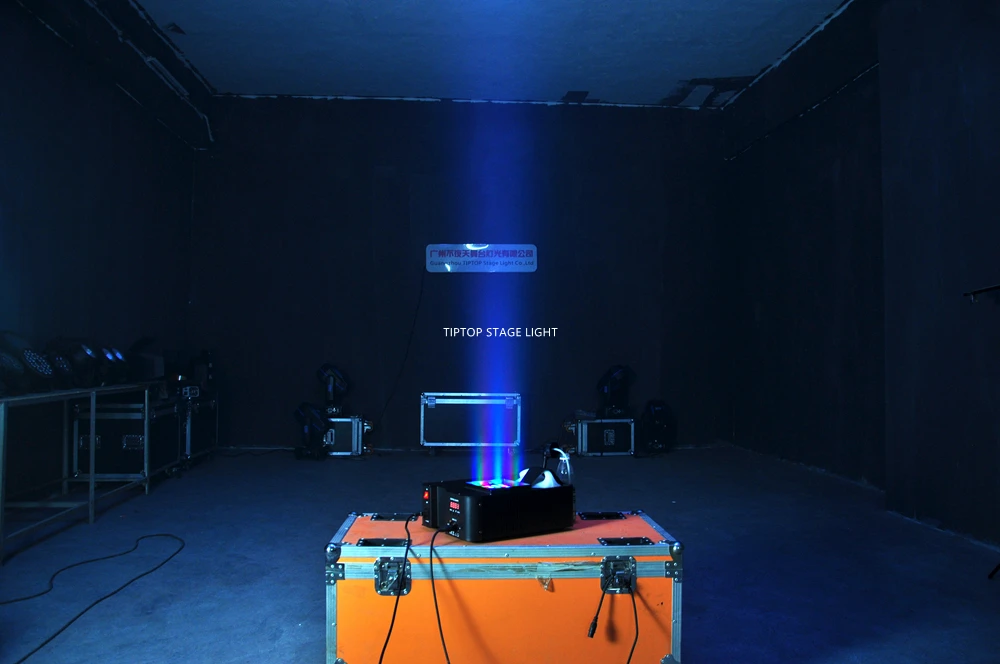 RGB Fog Machine | Tiptoplight