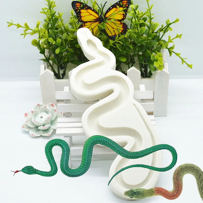 New Snake Shape Silicone Mold Kitchen Resin Baking Tool DIY Pastry Cake ...
