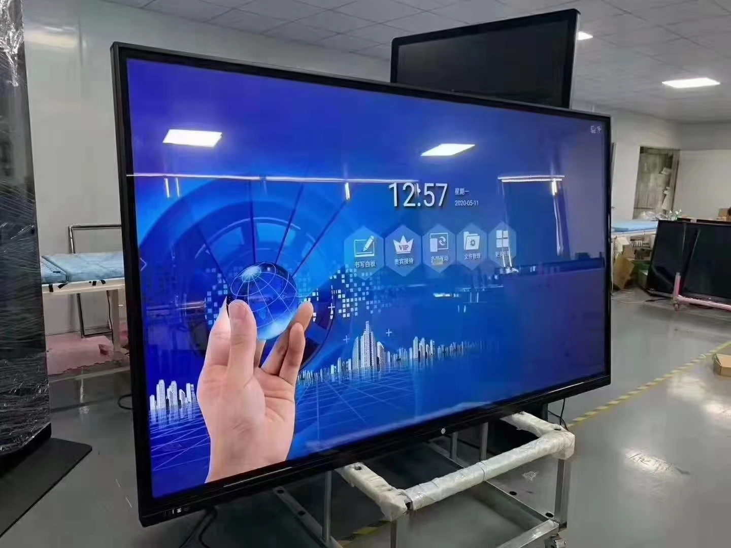 95-100-110-Inci-Layar-Lcd-Monitor-LED-Televisi-WIFI-LED-Internet-IpTV ...