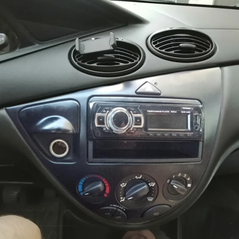 2001 Ford Focus Radio
