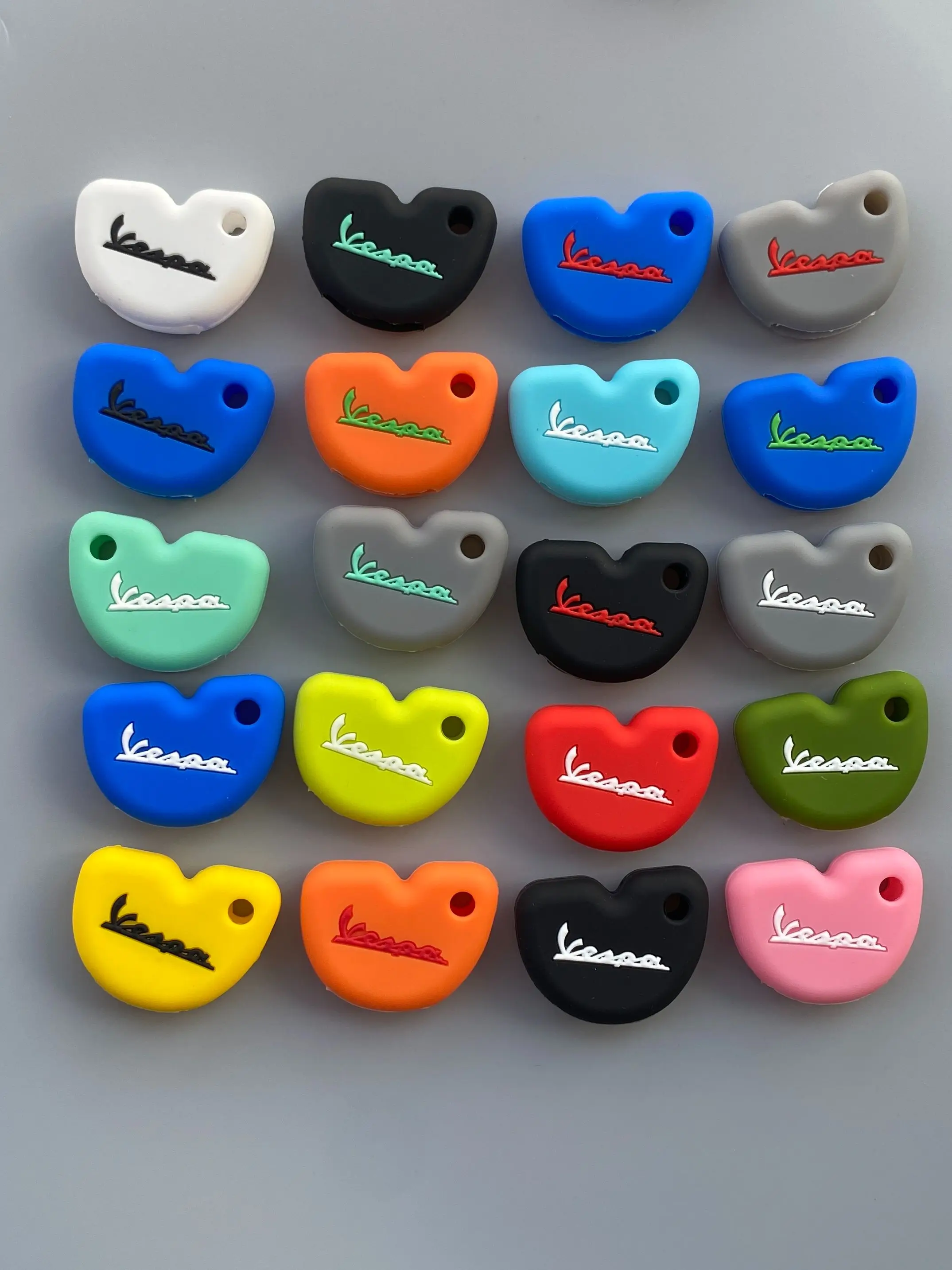 Porte-clés de voiture,WHITE--Housse de clé de moteur en caoutchouc de ...