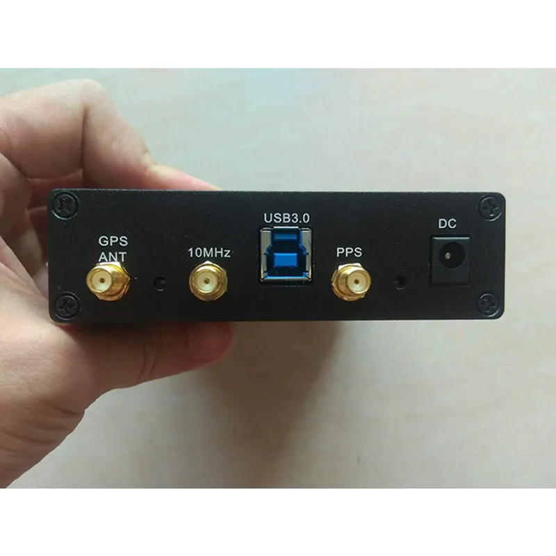 Bladerf-ve-limesdr-bu-kadar-iyi-de-il-usrp-b210-uyumlu-kurulu-70M-6G ...