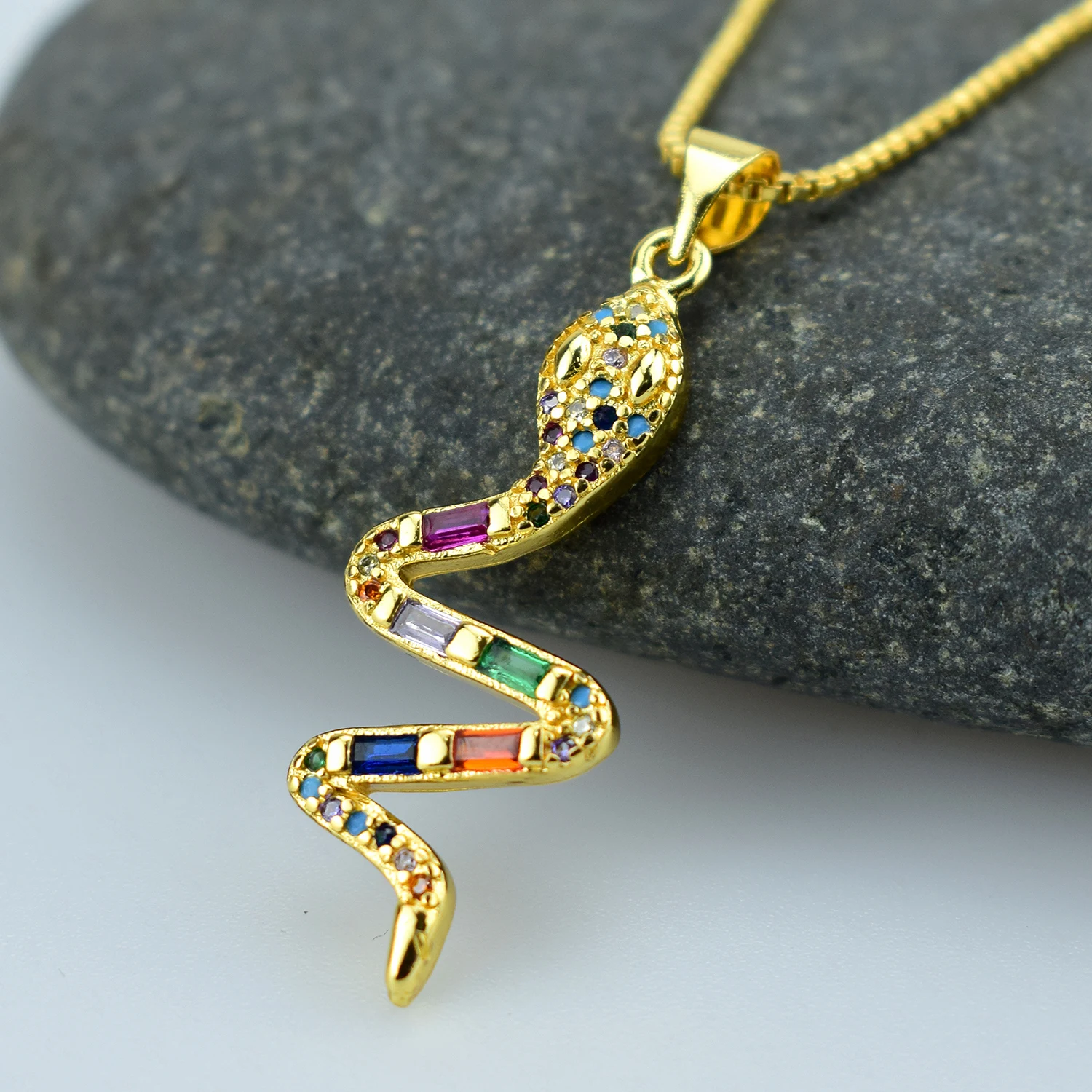 Pingente de colar com formato de cobra, colar feminino com pingente de ...