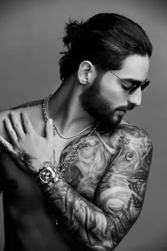 Maluma-P-ster-de-pared-de-tela-de-seda-con-icono-de-moda-cantante-de-m.jpg