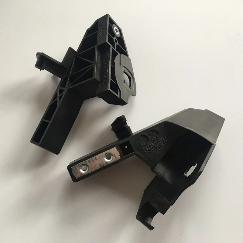 Radiator Right / Left Impact Bar Bracket A2056203401 For Mercedes Benz ...