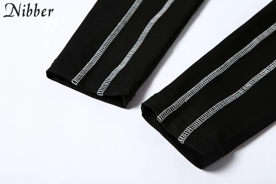 NIBBER, осенние черные полосатые укороченные топы, леггинсы, 2 предмета ...