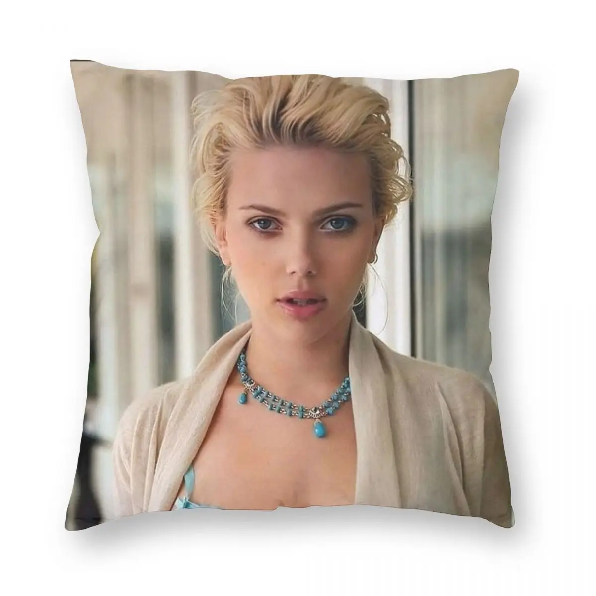 Scarlett-Johansson-Photo-Square-Pillowcase-Polyester-Linen-Velvet ...