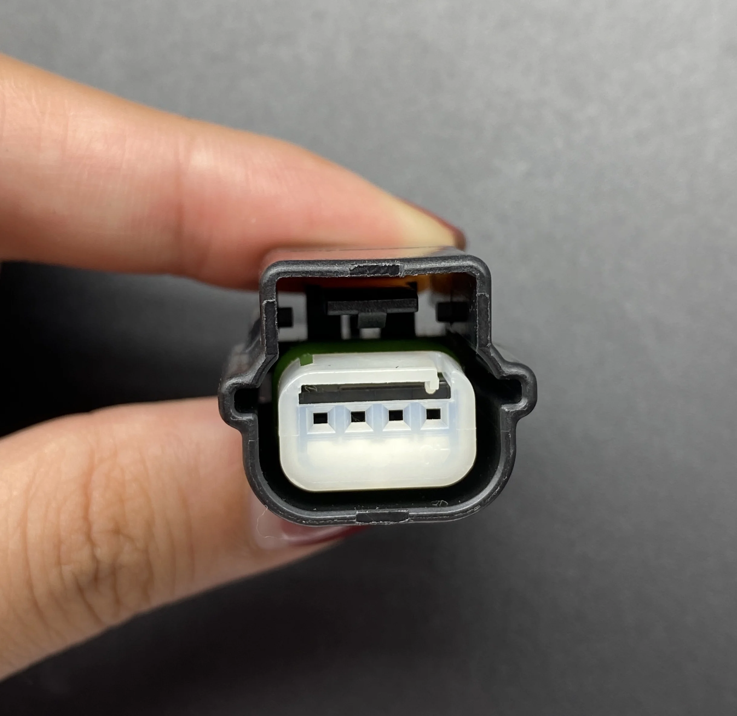 Generic For Ford Focus Keyless Entry Antenna Plug Connector 4pin ...