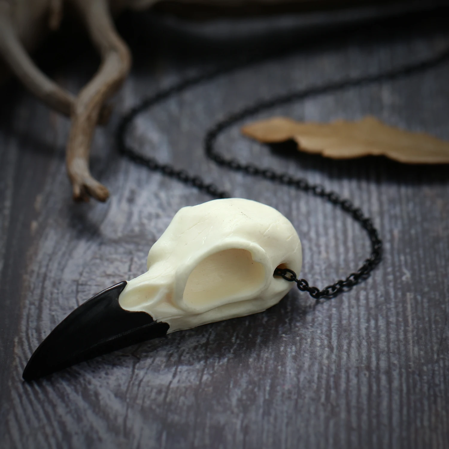 Black-White-Crow-Skull-Pendant-Necklace-Cast-Resin-Replica-2-75-Magpie ...