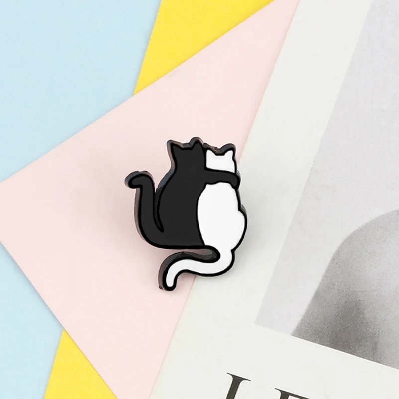 Hugging-Black-White-Cats-Brooch-Custom-Lovely-Cartoon-Animal-Badge ...