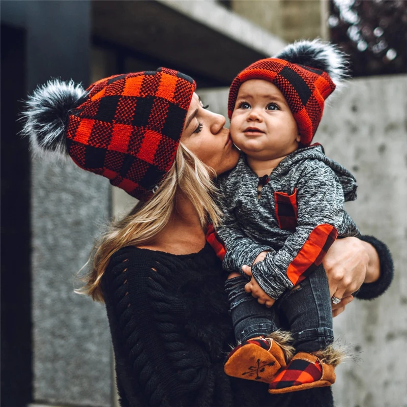 Family-Matching-Hats-British-Style-Red-Black-Plaid-Kids-Mummy-Warm ...