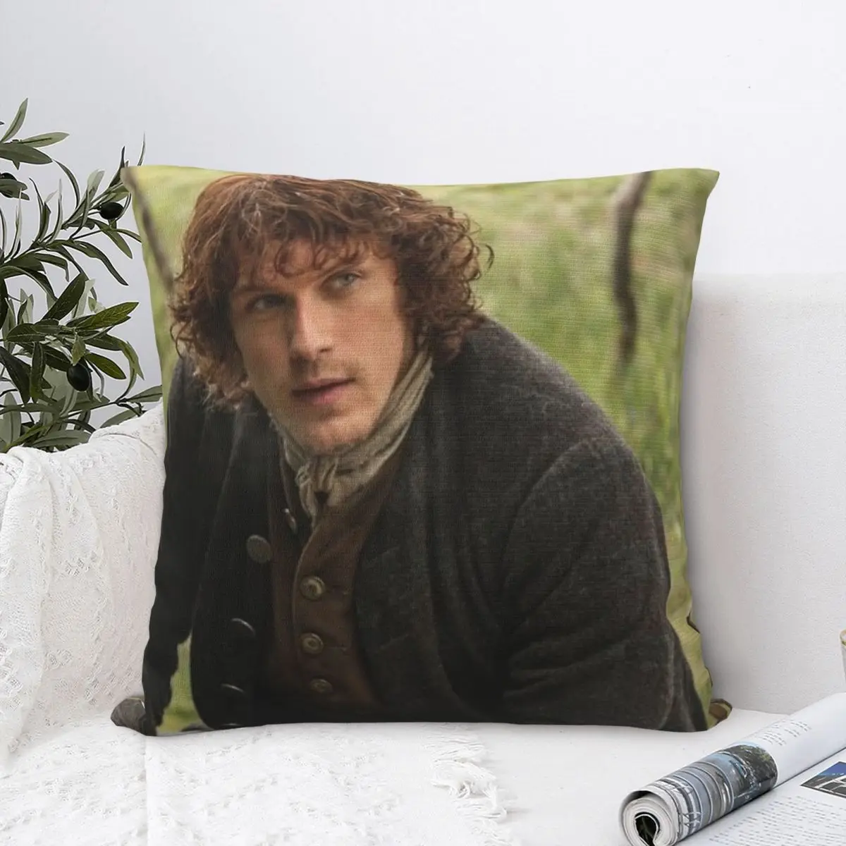 Jamie Fraser Pillow | Pillow Cases | Pillow Cover | Home Decor - Pillow ...