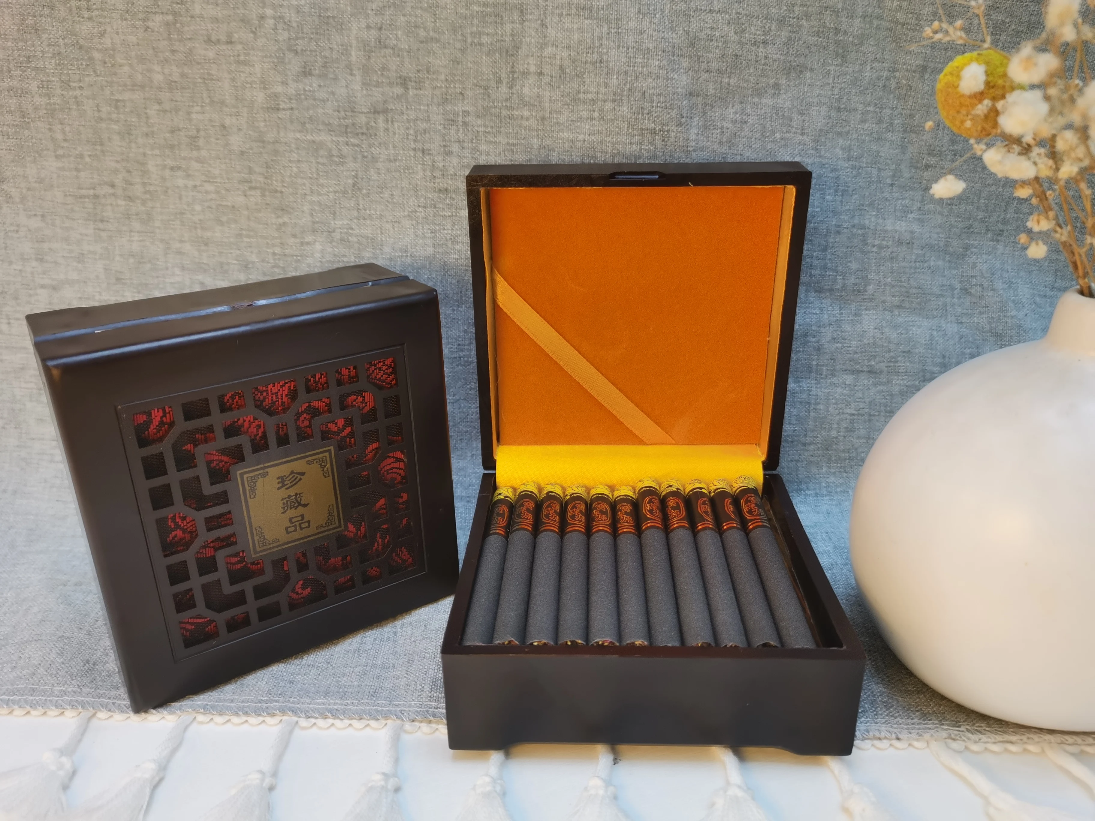 Black-Rose-Cigarette-Classic-Cream-Chocolate-Flavored-Nicotine-free-Men ...