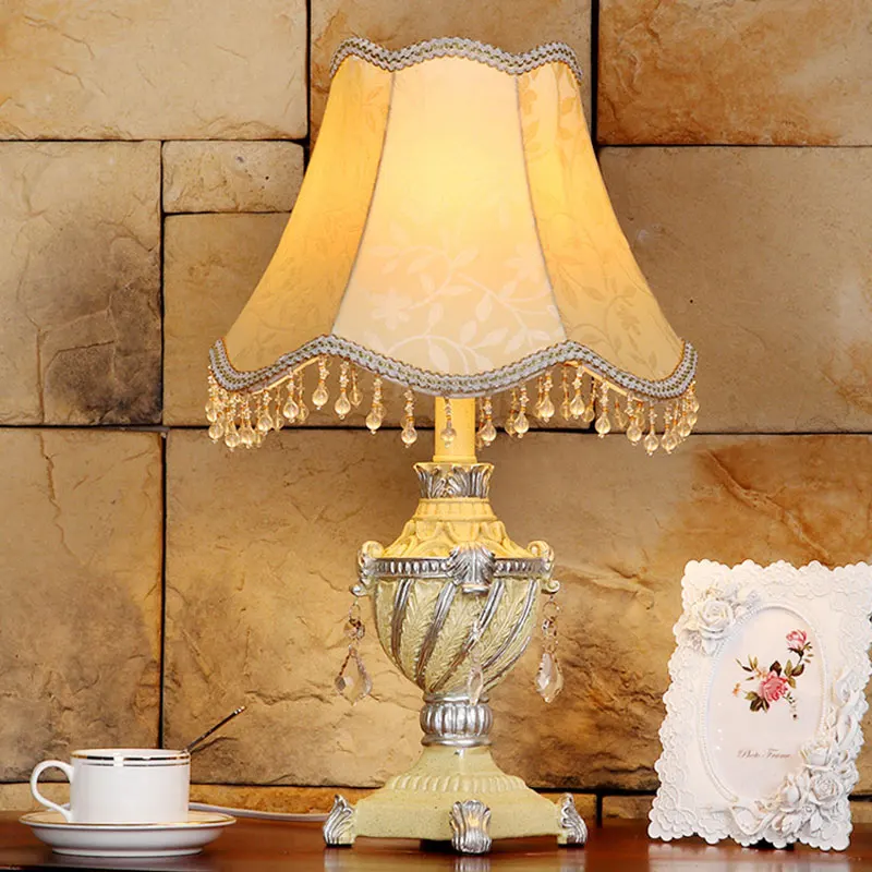 European-Style-Bedroom-Retro-Fabric-Cover-Desk-Lamp-Living-Room-Study-Bedside-Warm-And ...