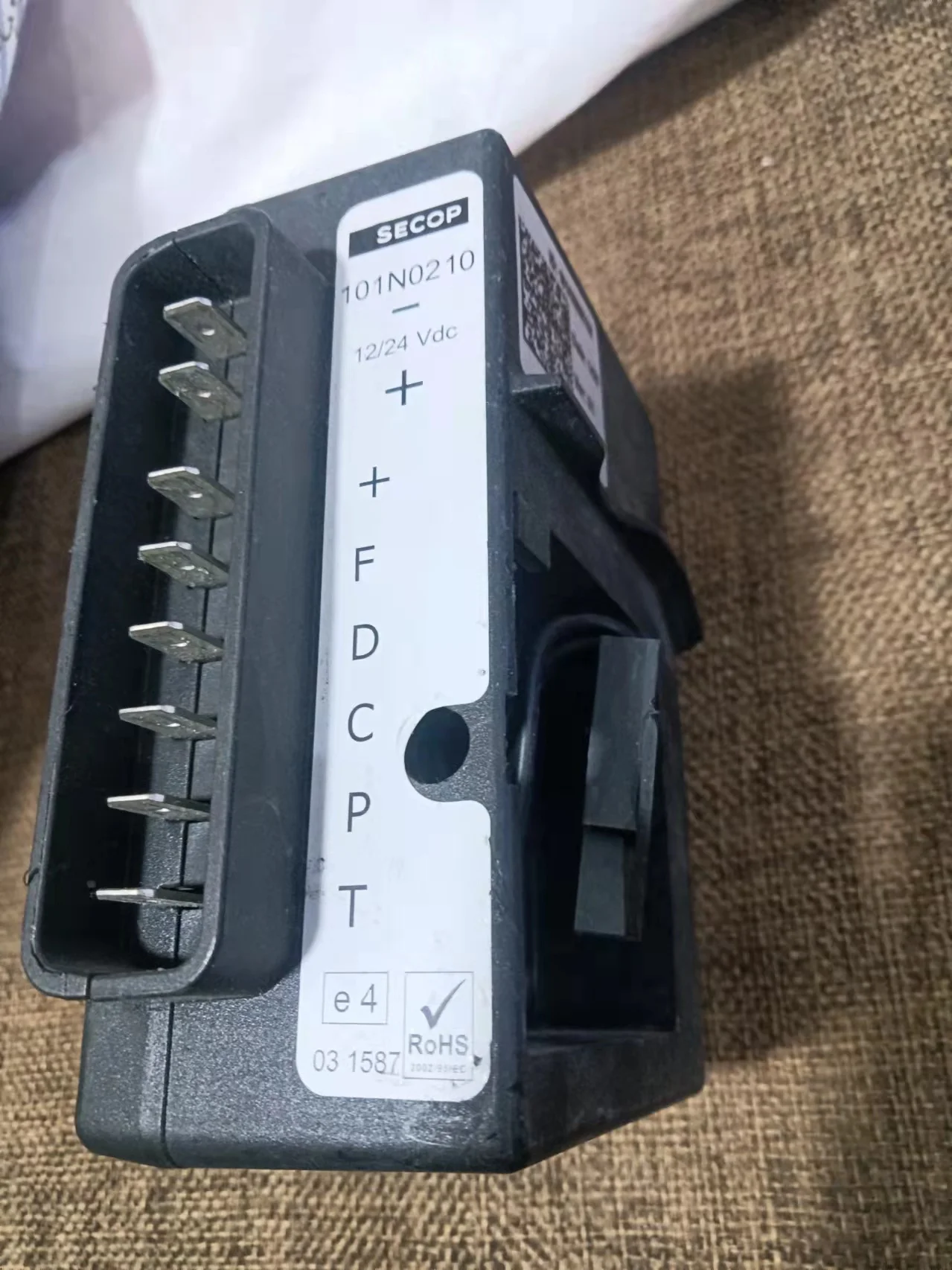 101N0210 DC 12/24V vehicle mounted refrigerator variable frequency ...