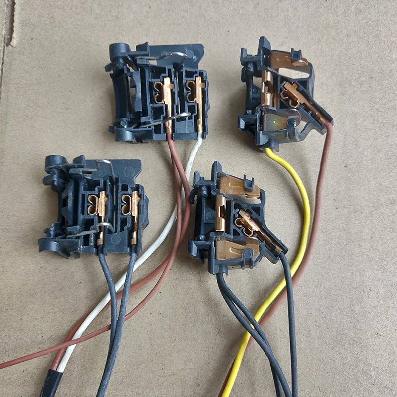 For-Ford-Focus-Dipped-Beam-H7-High-Beam-H1-Headlight-Bulb-Lamp-Holder ...