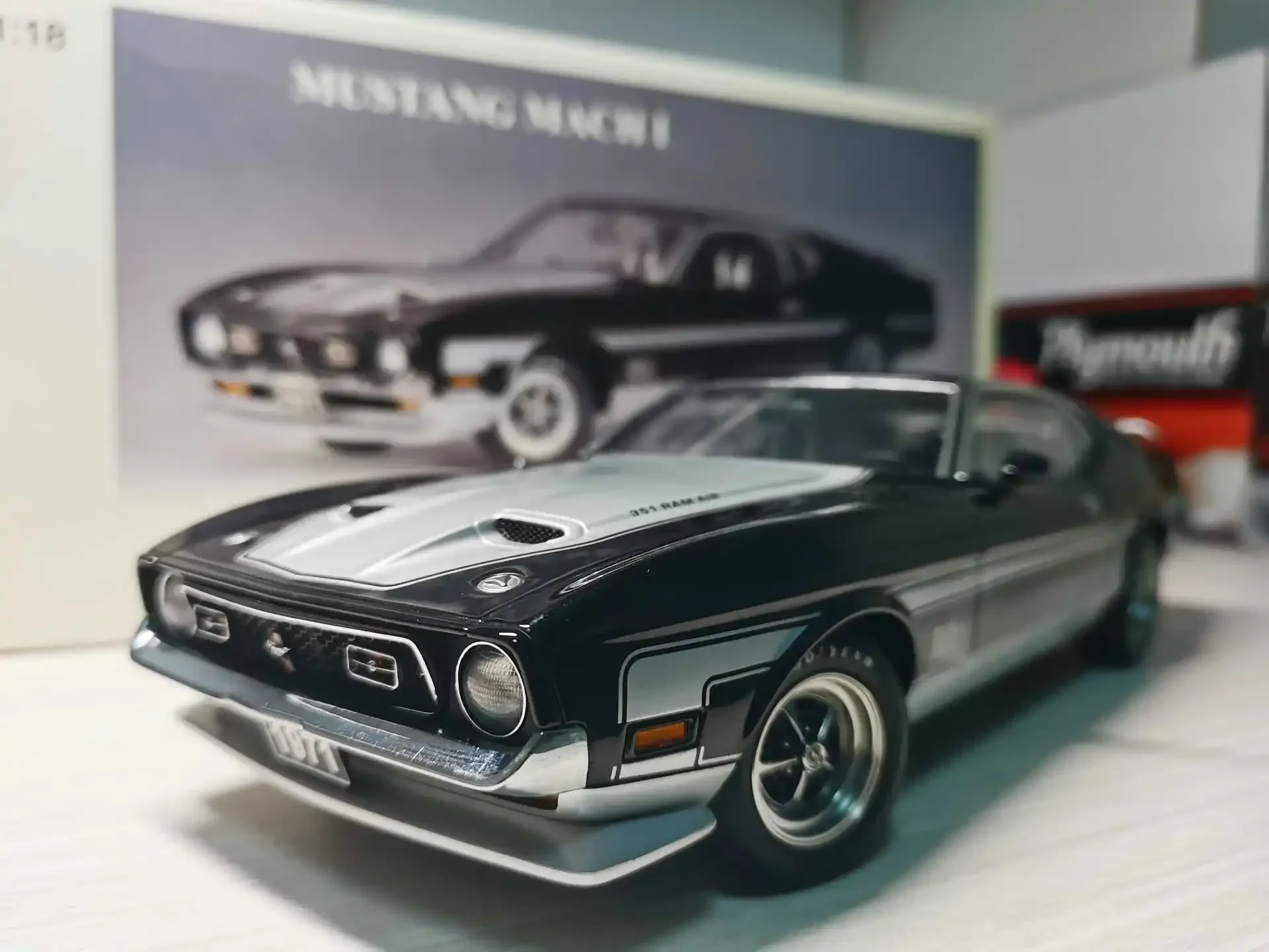 Autoart-Edi-o-Limitada-Metal-Alloy-Static-Car-Model-Toy-Gift-Mustang ...