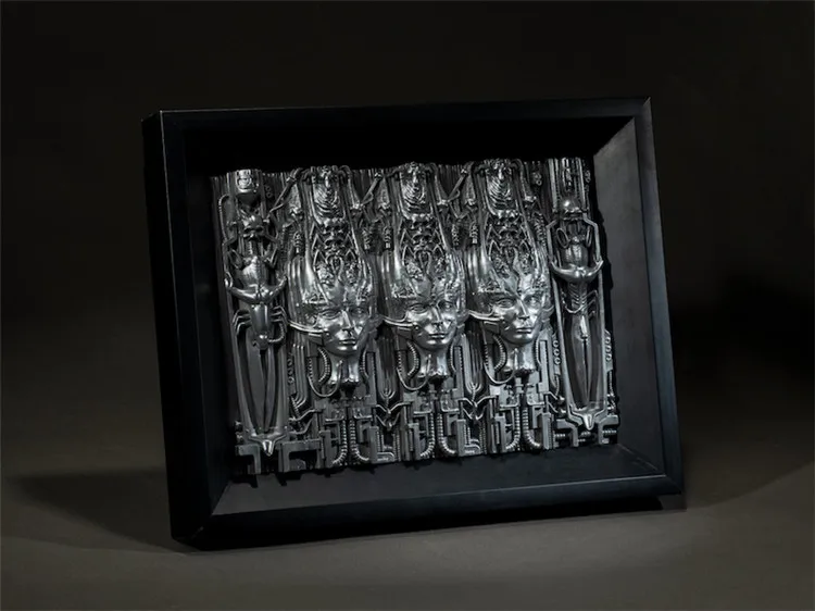 Wall-Hanger-Giger-s-Alien-H-R-Li-Tobler-II-Wall-Hanging-Boutique-Wall ...