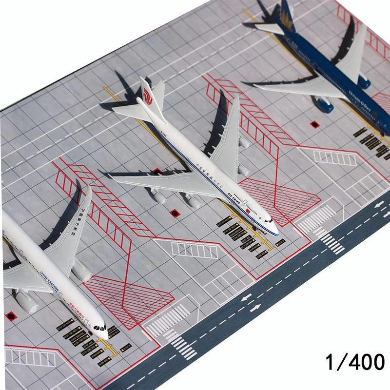 Scale-1-400-Airport-Passenger-Aircraft-Runway-Model-PVC-Parking-Apron ...