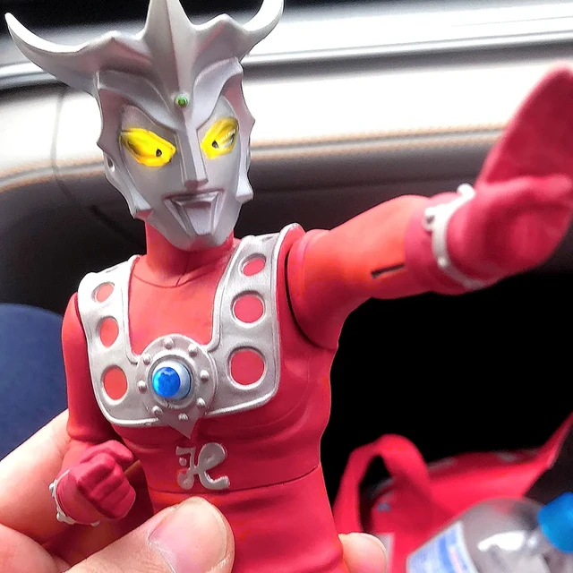 Ultraman Leo Toys