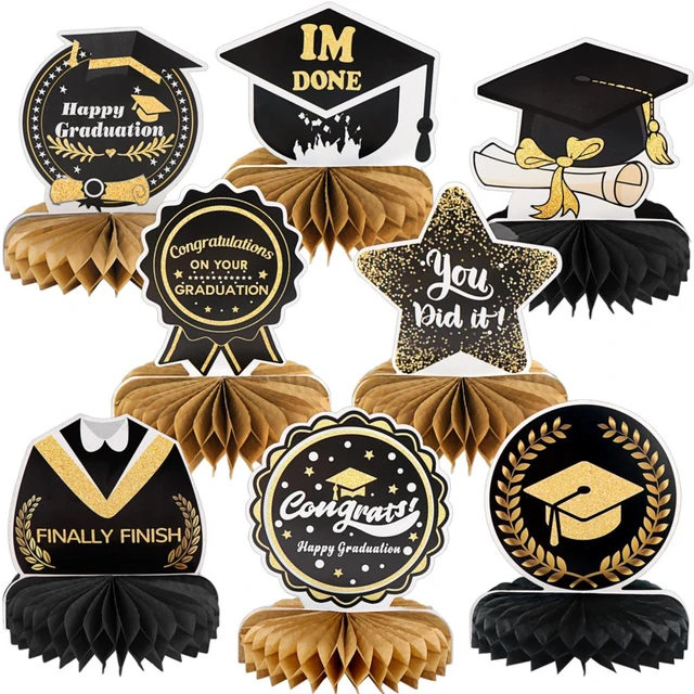 2022 Graduation Table Decorations