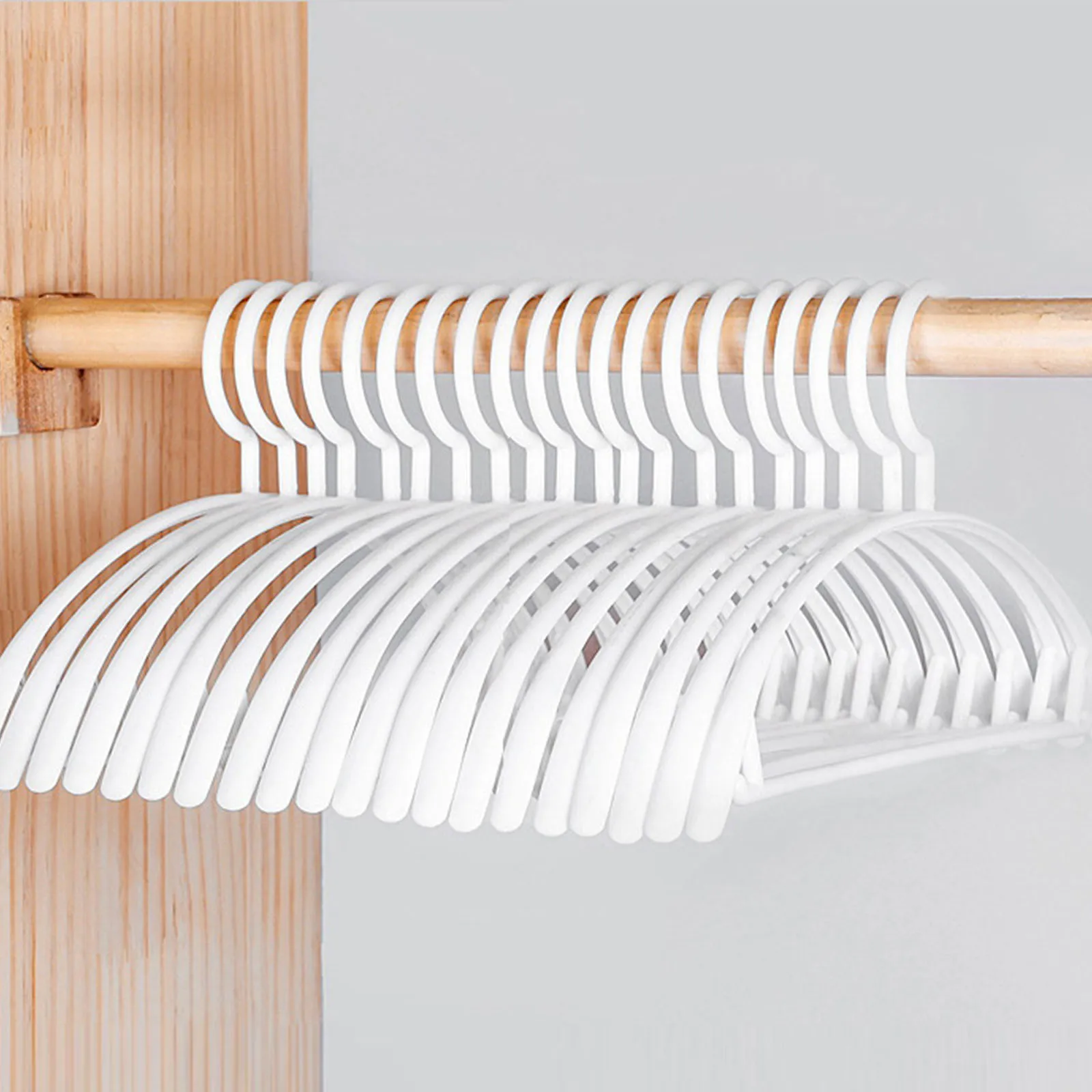 Seamless Non Lip Closet Organizer Hangers Arc Design Clothes Hangers ...