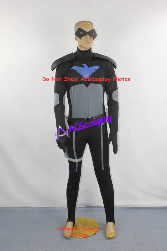 Young Justice Nightwing Cosplay