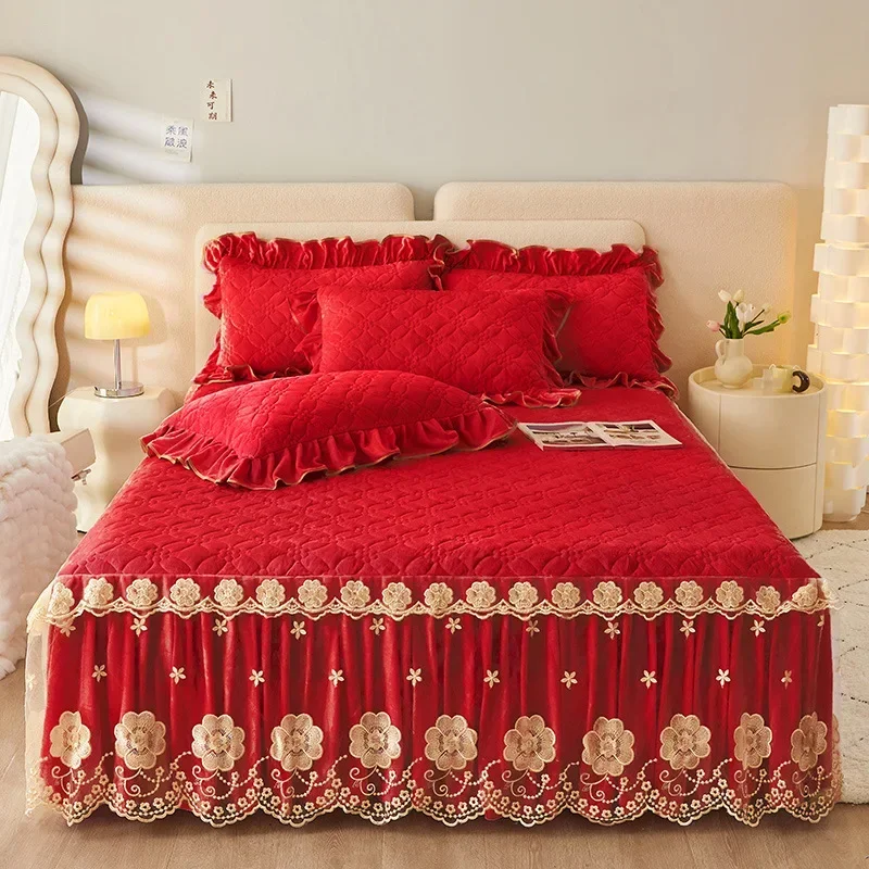 Luxury-Crystal-Velvet-Bed-Linen-Set-Classics-Bed-Skirt-Padded-Bed-Sheet ...