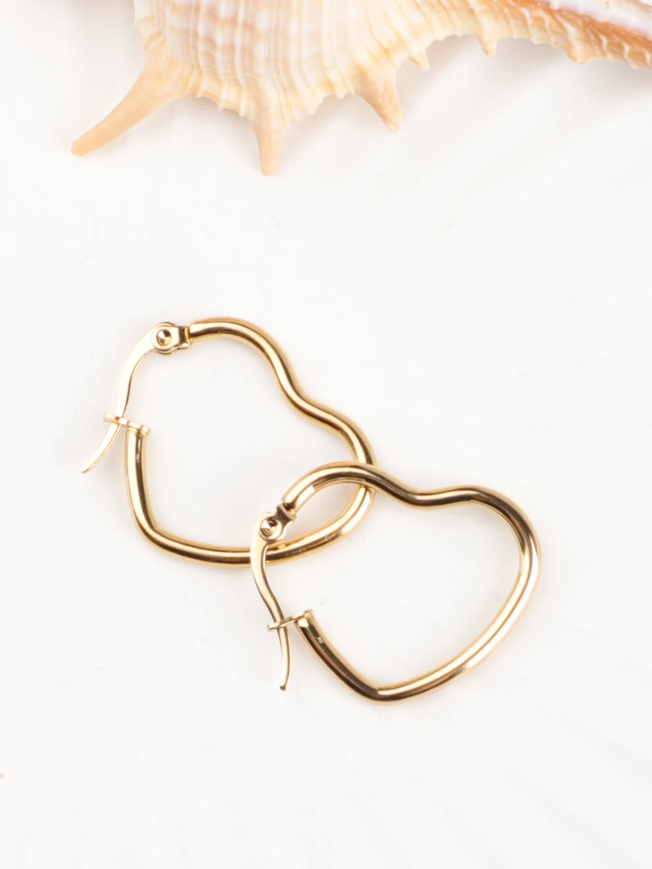 2023-New-Popular-Earrings-for-Women-Charming-Golded-Round-Earclips-for ...