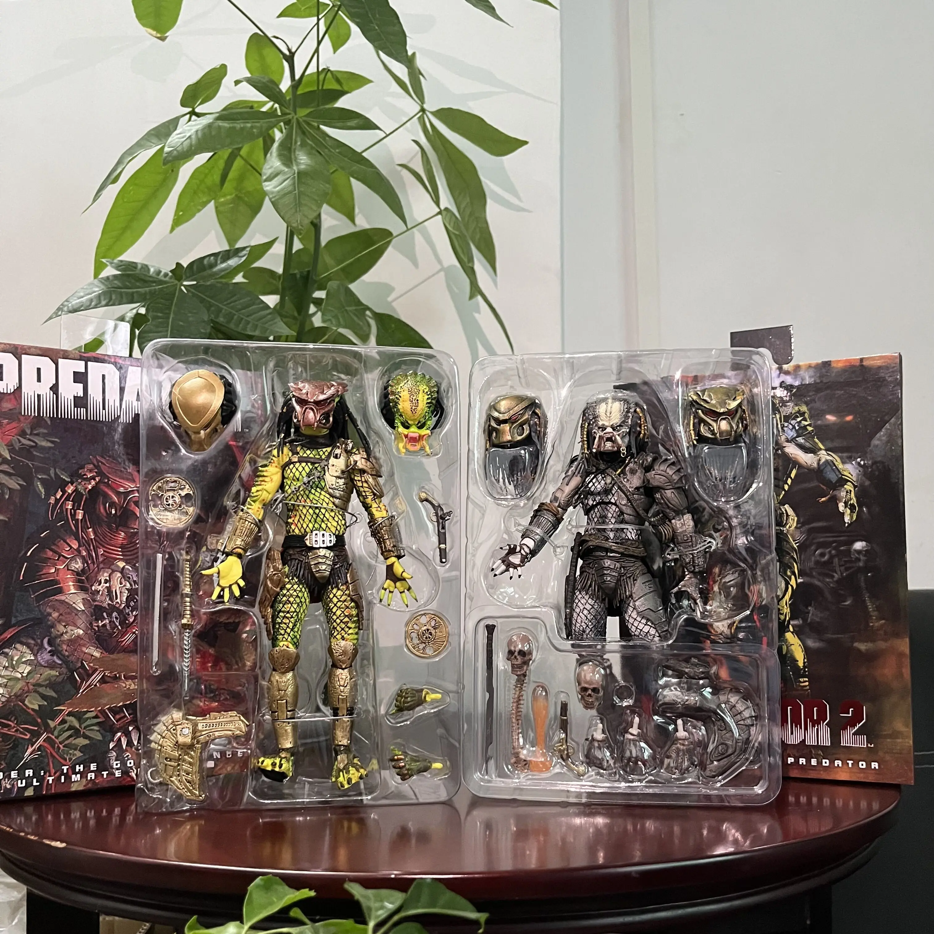 Ultimate-Elder-Predator-2-Gold-Kenner-Leader-Elder-Predators-Action ...