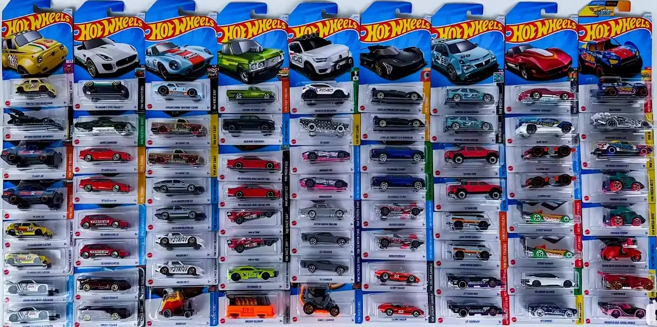 10-PCS-Hot-Wheels-Car-Diecast-1-64-Toys-for-Boys-Let-s-Race-HW-Metro.jpg