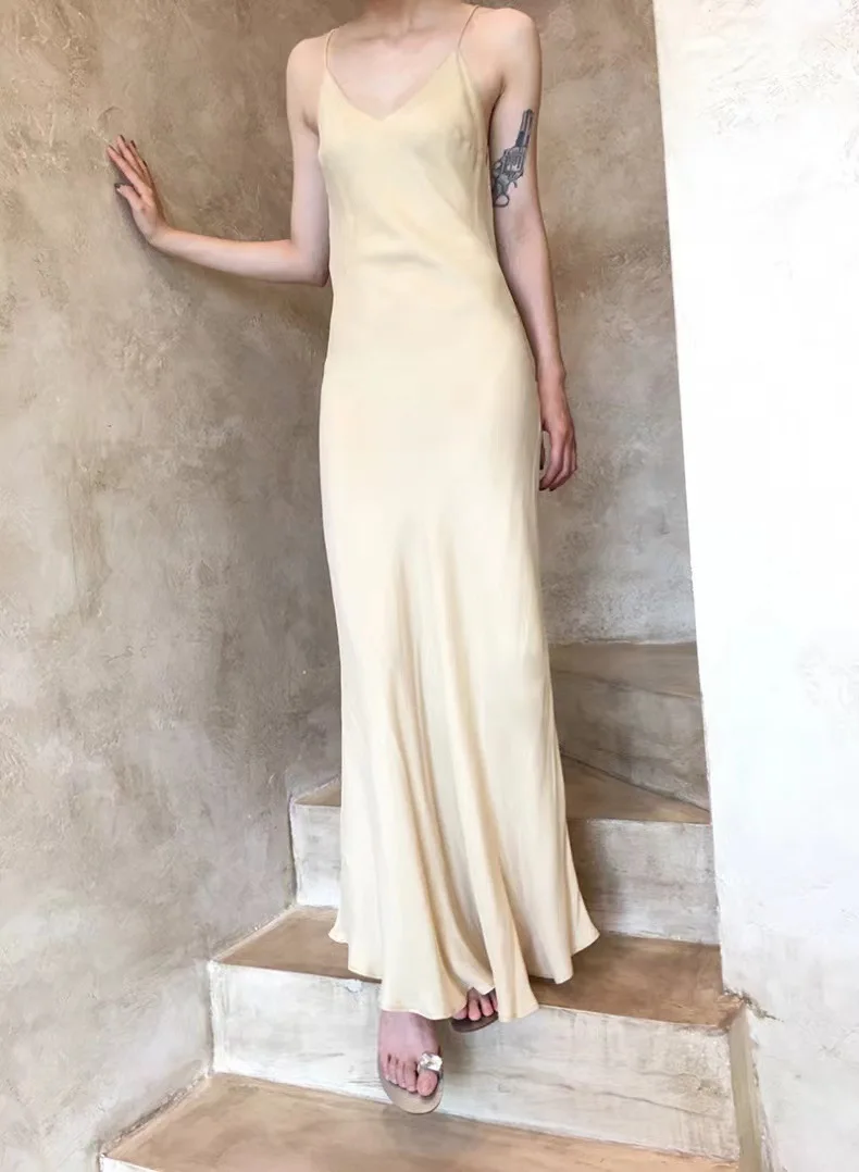 Wl018vestido-de-noche-multicolor-con-cuello-en-w-seda-de-arena-de-alta ...