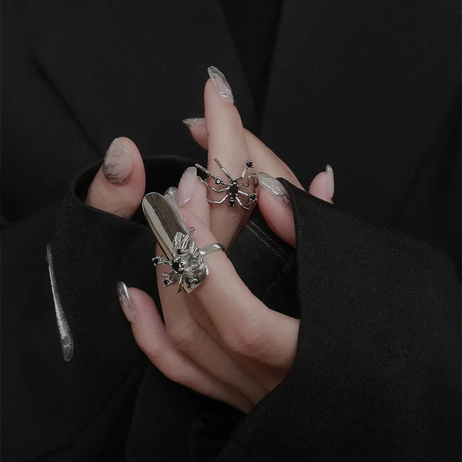 Unique-Spider-Fashion-Ring-Women-s-Vintage-Heavy-Embellished-Spider ...