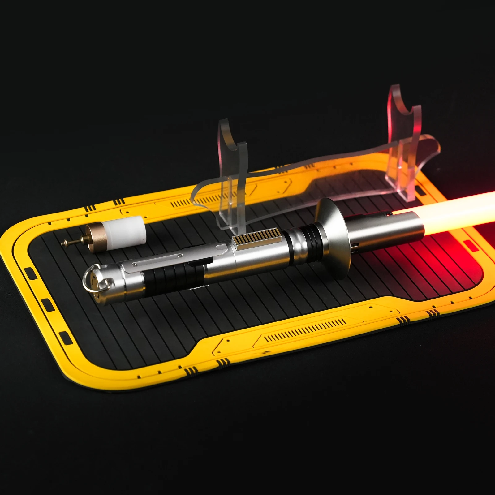 DamienSaber-Ezra-Bridger-Lightsaber-Heavy-Dueling-Bluetooth-Light-Saber ...