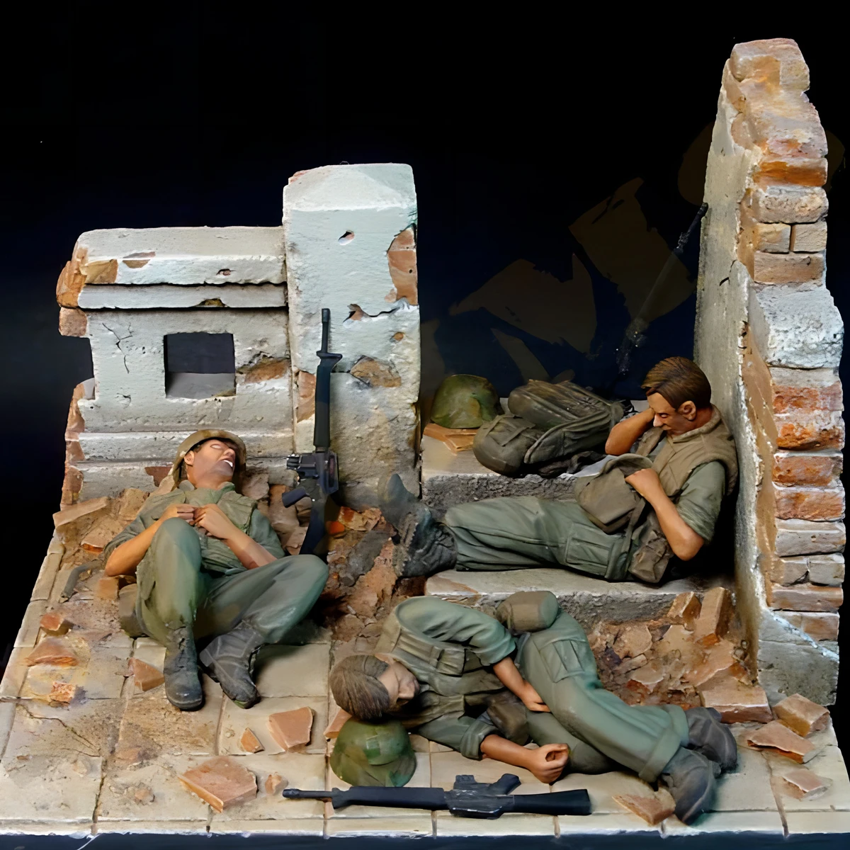1-35-Resin-Model-Figure-Kits-GK-Three-People-Including-Scene-Military ...