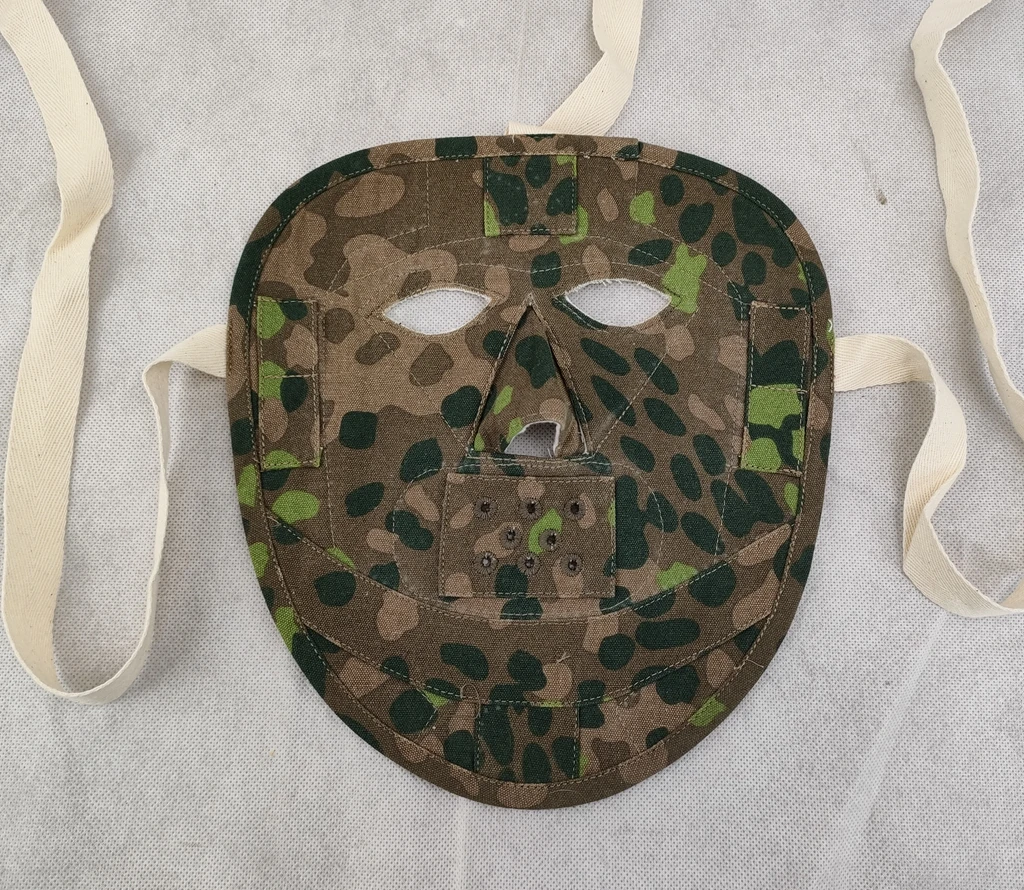 TOMBJ-WW2-GERMAN-ELITE-CAMOUFLAGE-DOT-44-PEA-CAMO-MASK-FOR-SNIPERS.jpg