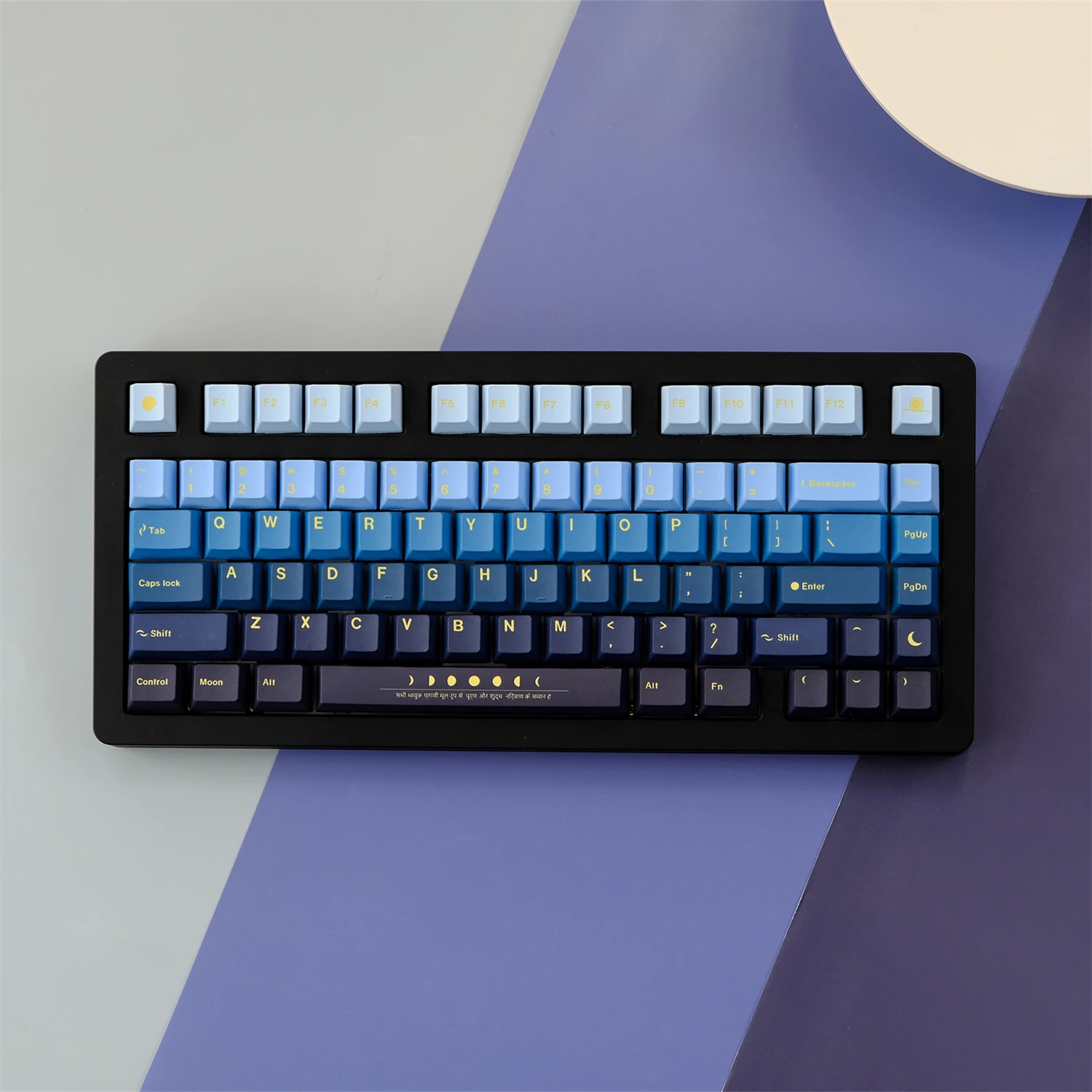 Moonrise Keycap 129 key Cherry Profile Sublimation PBT Black And White ...