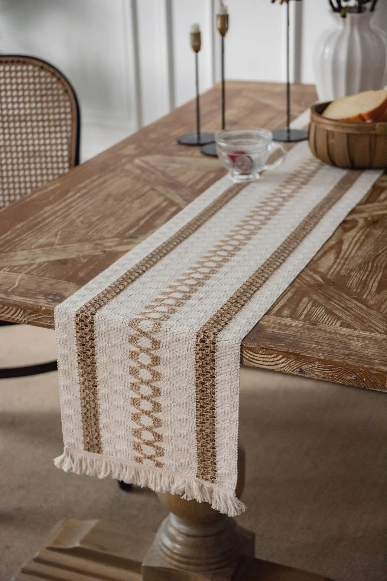 Natural-Jute-Splicing-Style-Table-Runners-with-Tassels-Dining-Table ...