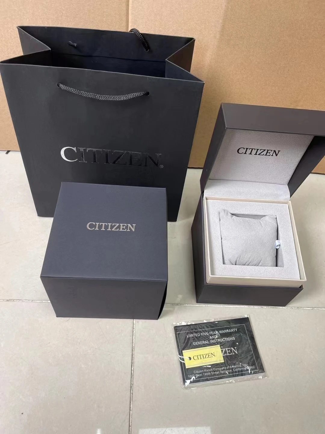 CITIZEN-West-Rail-City-Gift-Box-The-Best-Gift-for-Boys-and-Girls.jpg
