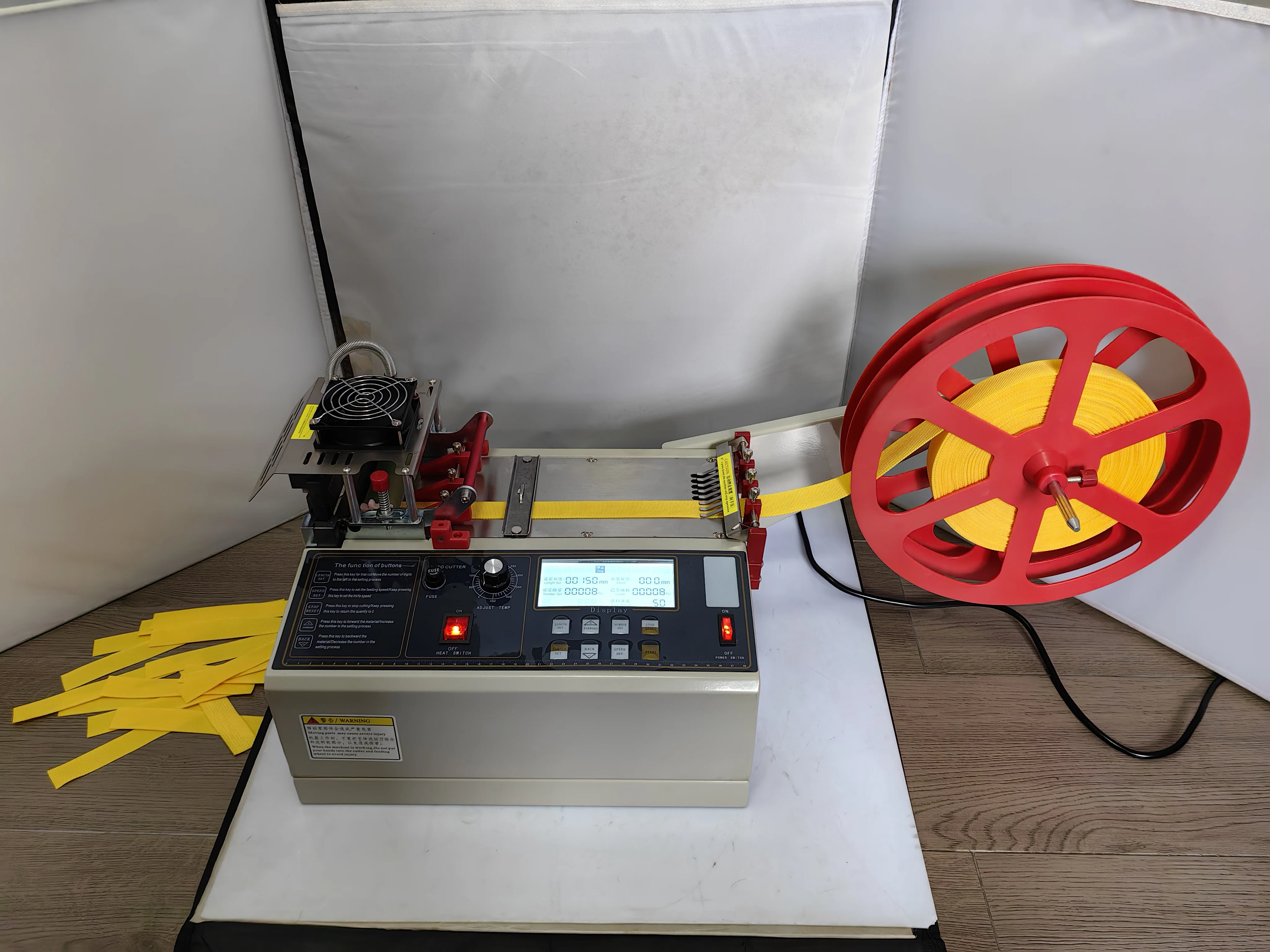 988T Computer automatic hot and Cold Cloth belt cutting machine ,magic ...