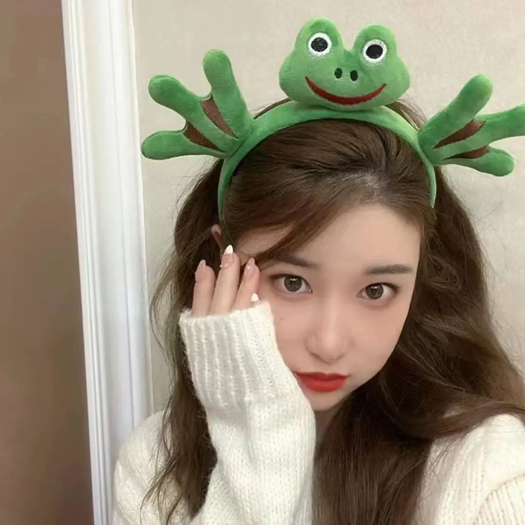Cartoon Girl Frog