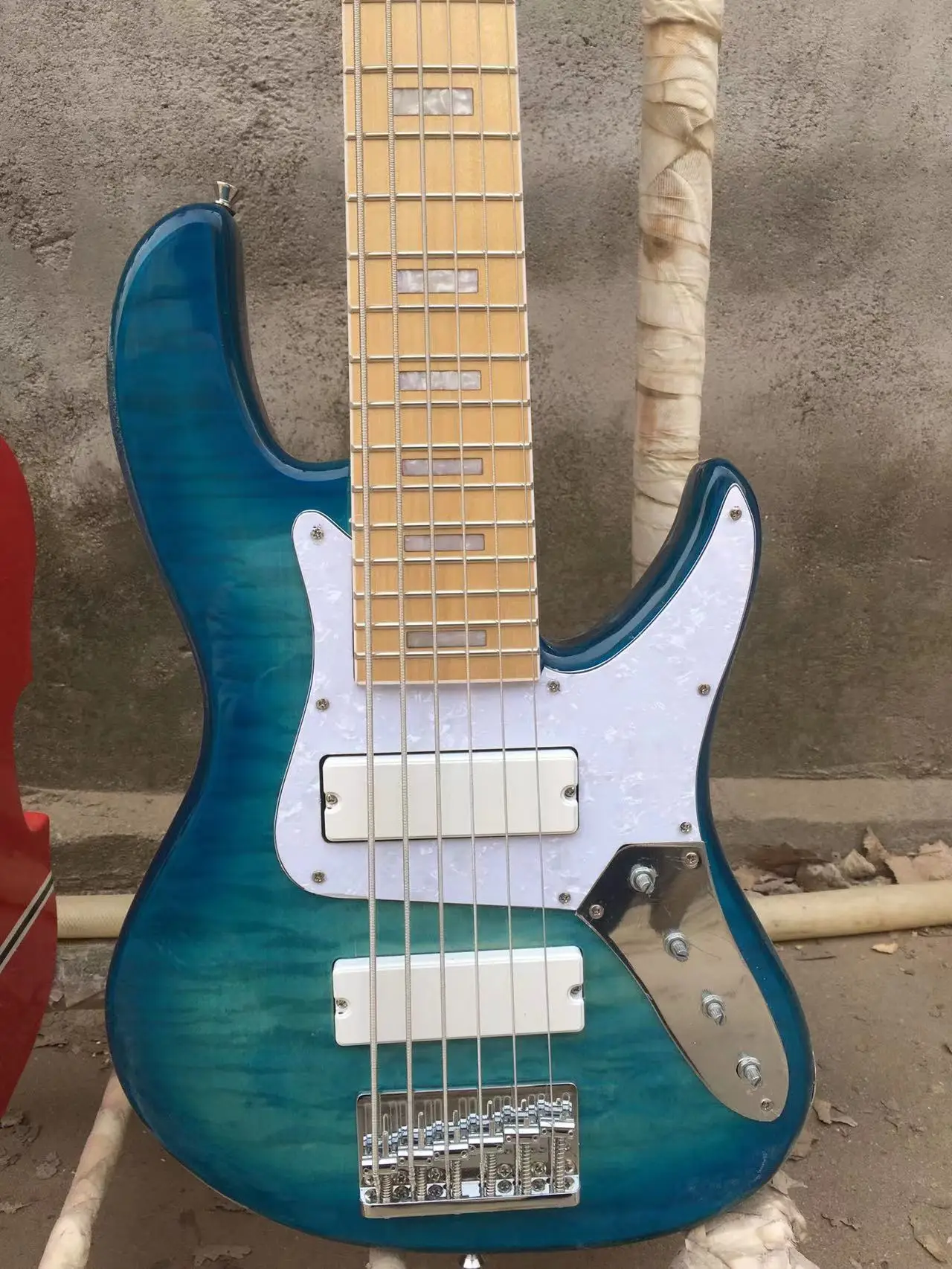 6-Stings-Electric-Guitar-Bass-Finish-Gloss-Free-Delivery.jpg
