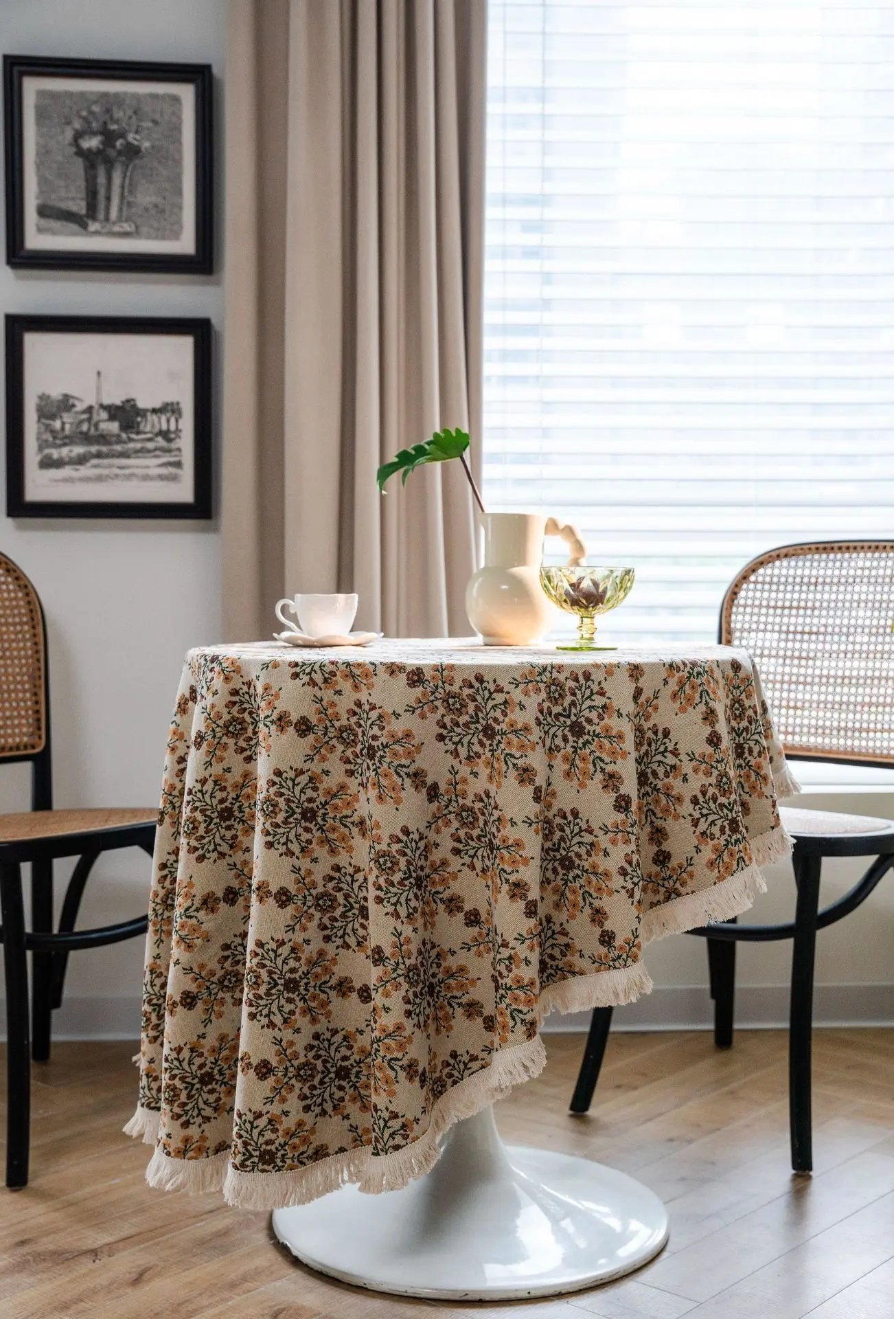 Cotton-Linen-Round-Tablecloth-with-Tassel-Coffee-and-Tea-Table-Cover ...