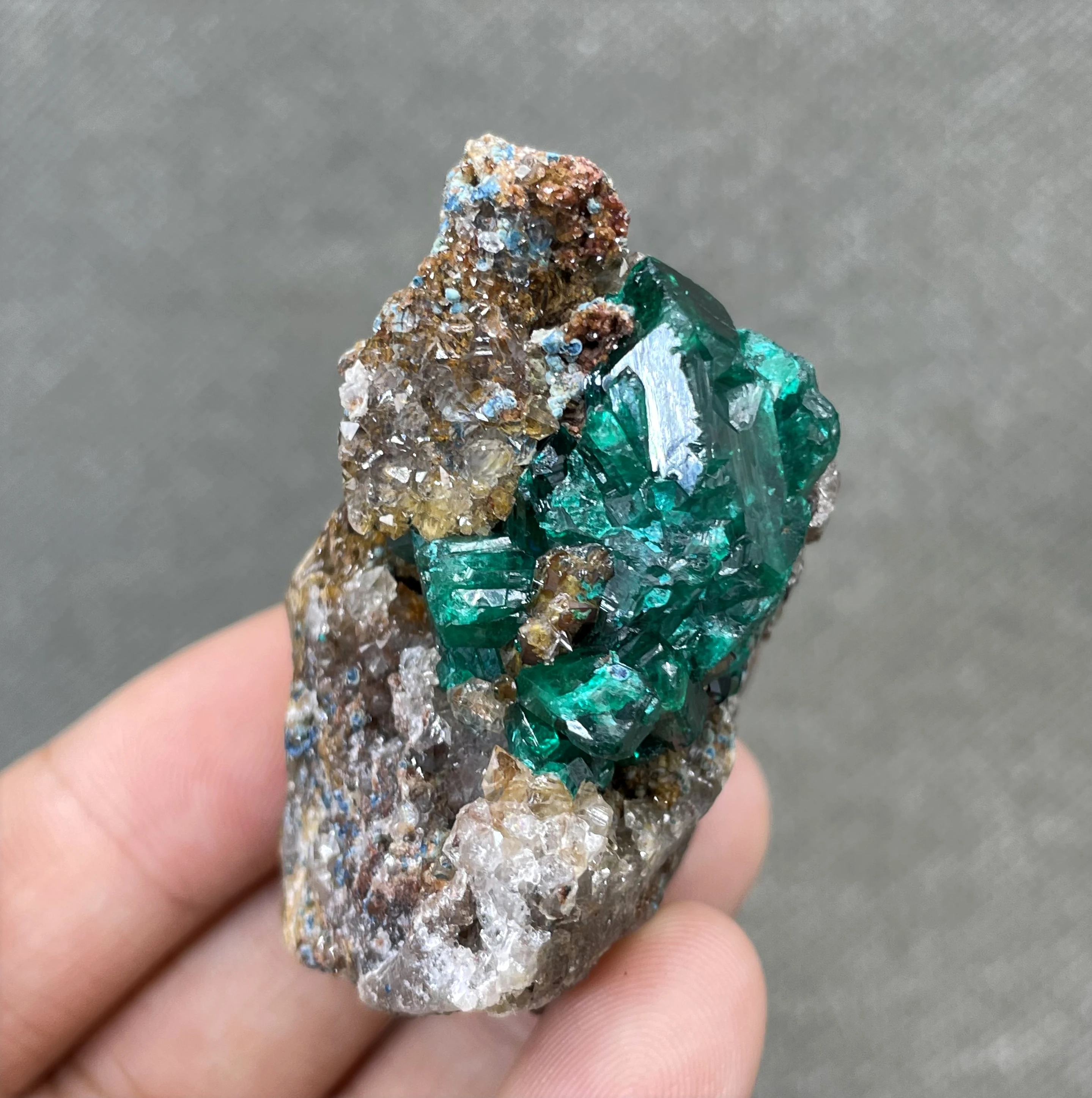 Very-rare-66g-Natural-Congo-Dioptase-and-White-crystal-symbiosis ...