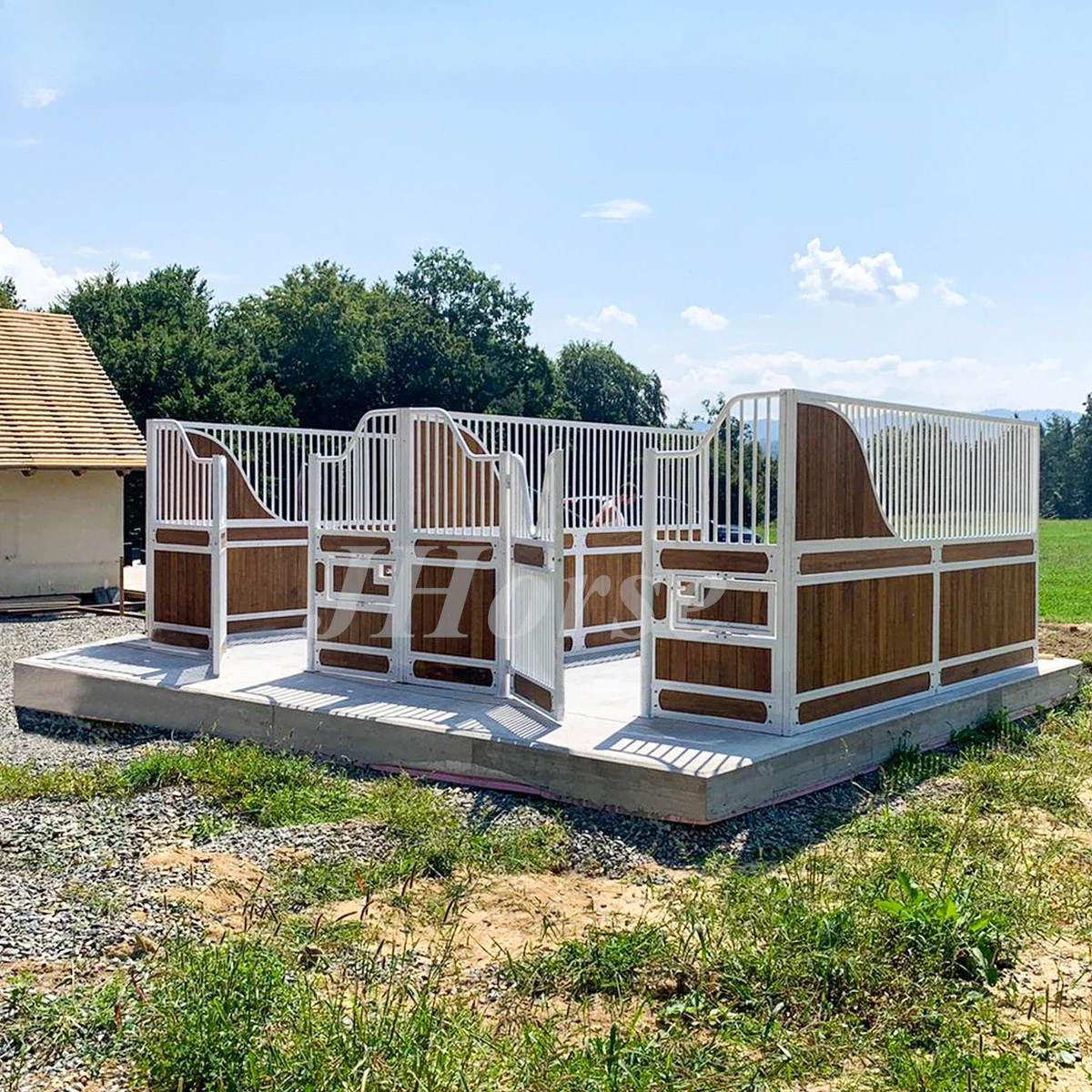 Farm-Mobile-Cheap-Portable-Metal-Design-Horse-Box-Stable-Fronts-Stall ...