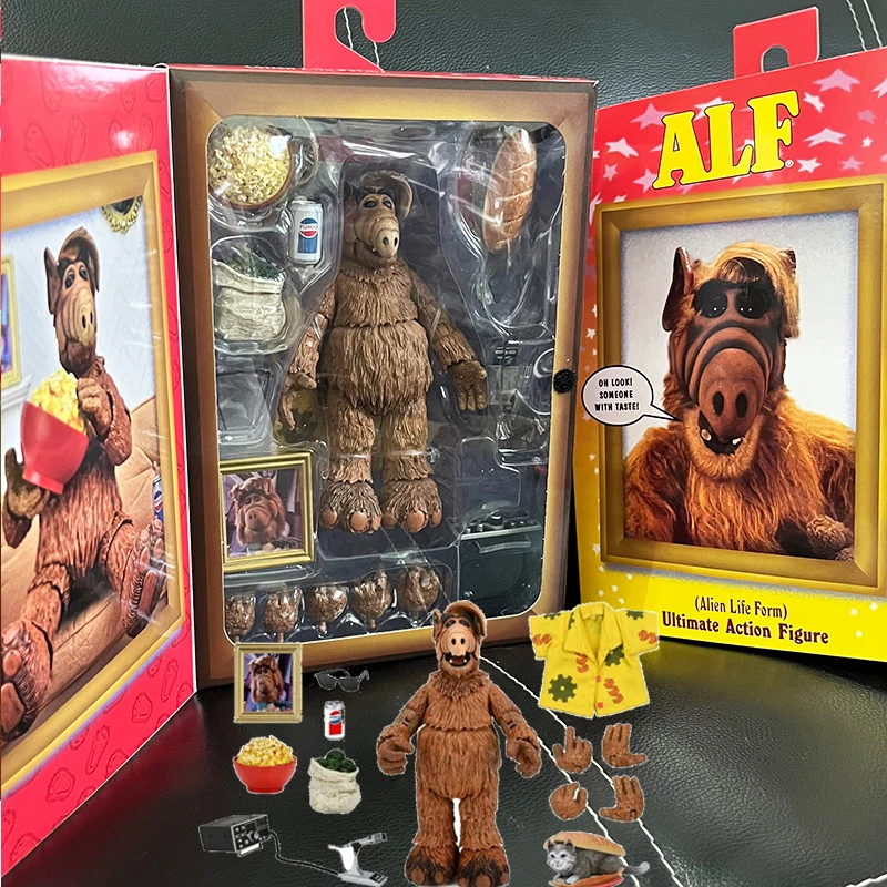 NECA Figure Alien Life Form ALF Ultimate Action Figure Oh Look! Someone ...