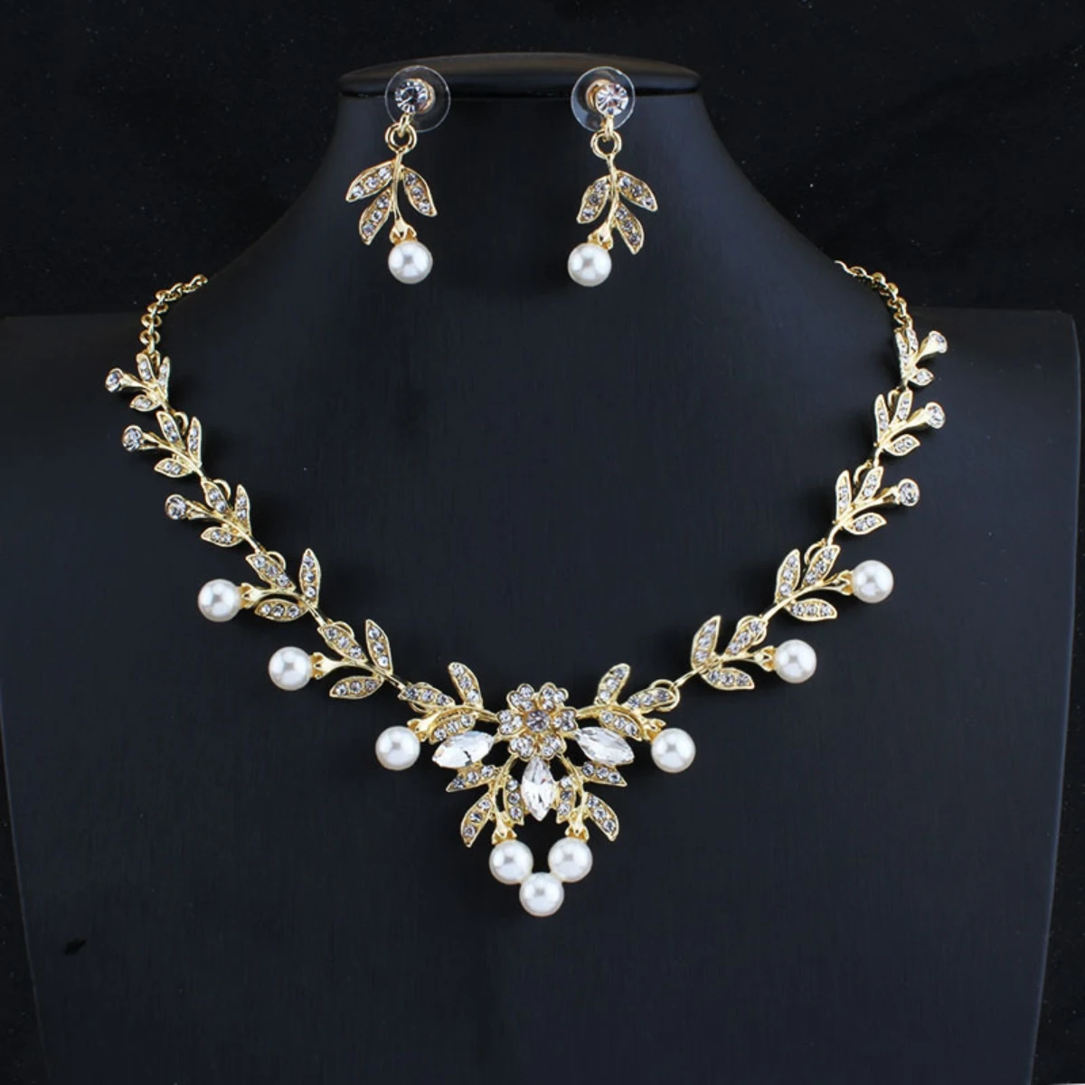 3-pieces-of-fashionable-women-s-sparkling-pearl-set-rhinestone-necklace ...
